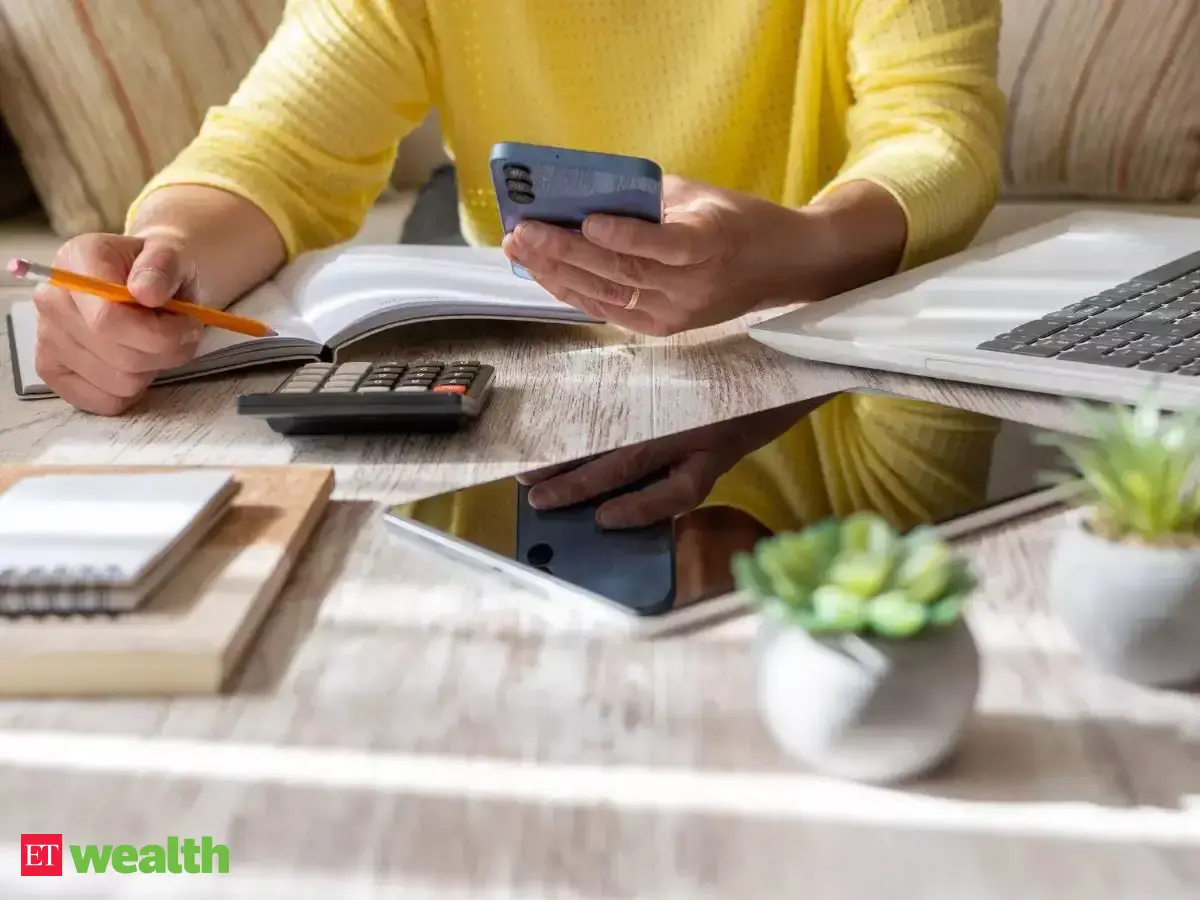 Choose investments that grow with your career - 5 smart financial ...