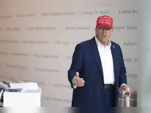 trump is alive: Trump spotted on Golf Course after wild internet rumors ...