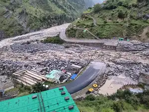 Uttarakhand: Badrinath National Highway blocked following landslides ...