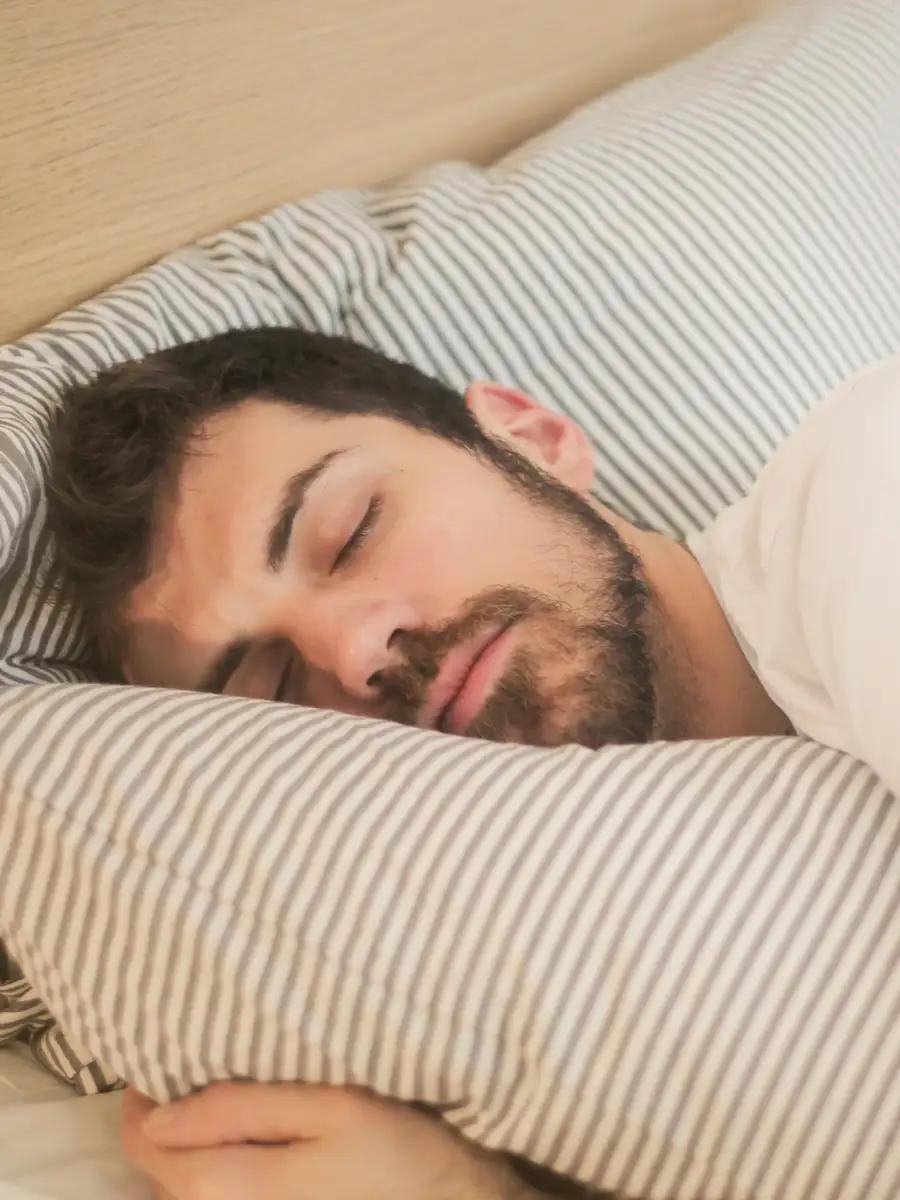 9 simple eating habits that improve sleep quality naturally | EconomicTimes