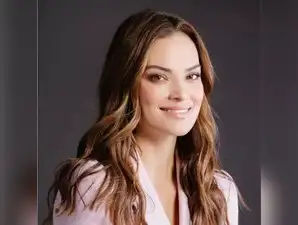 Who is Troy Aikman’s new girlfriend Marisa Howard? Former model, wellness entrepreneur, and ...