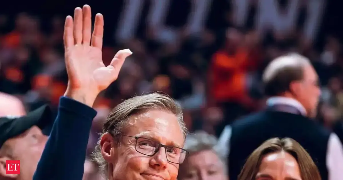 How wealthy is Larry Gies, who donates $100 million to Illinois ...