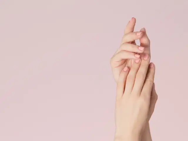 5 hidden signals your hands give about stress and heart health - What ...