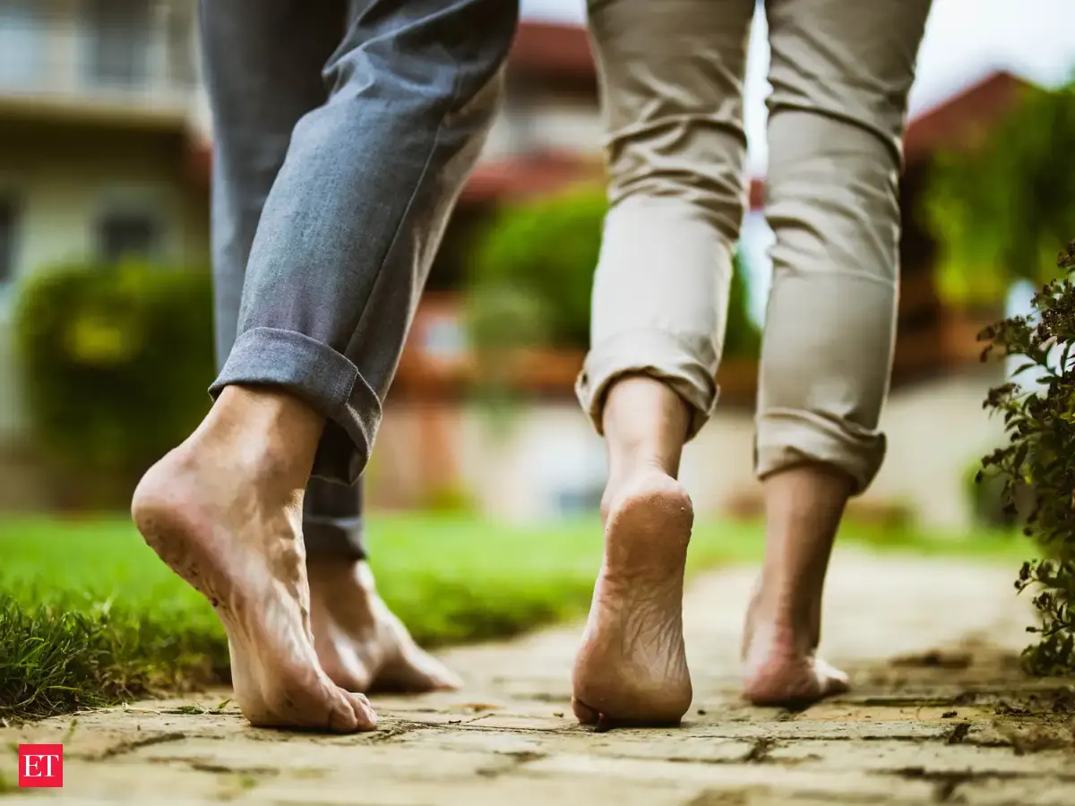 Start Small and Safe - “Ditch your shoes”: Why podiatrists advise 5 ...