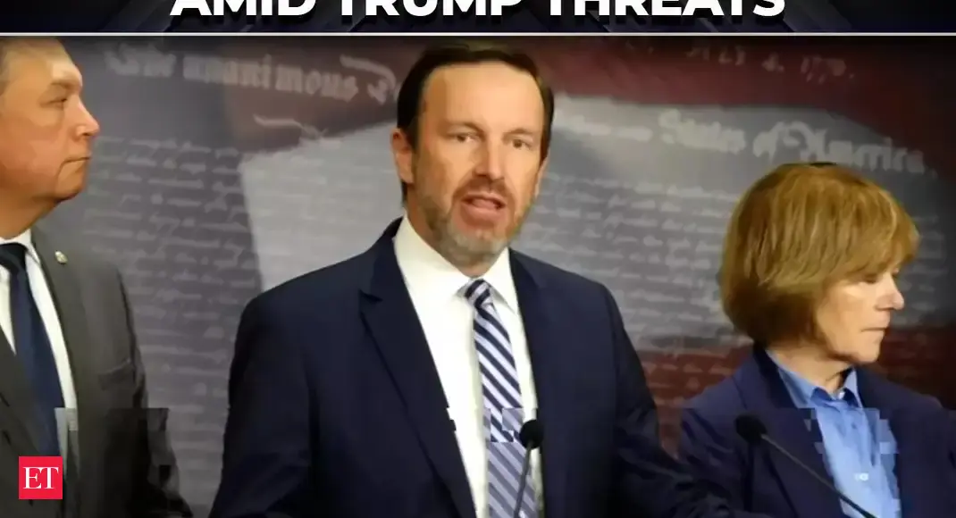 'No Political Enemies Act': Chris Murphy urges protection of free ...