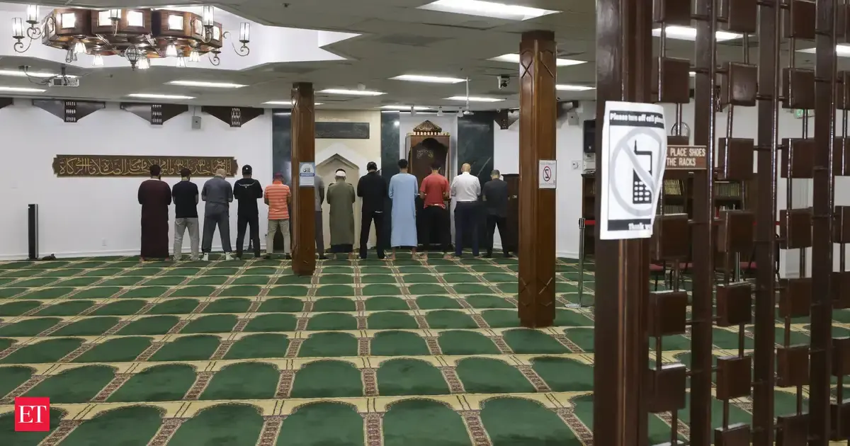 Islamic prayer timings in US: Check Fajr, Dhuhr, Asr, Maghrib, Isha ...