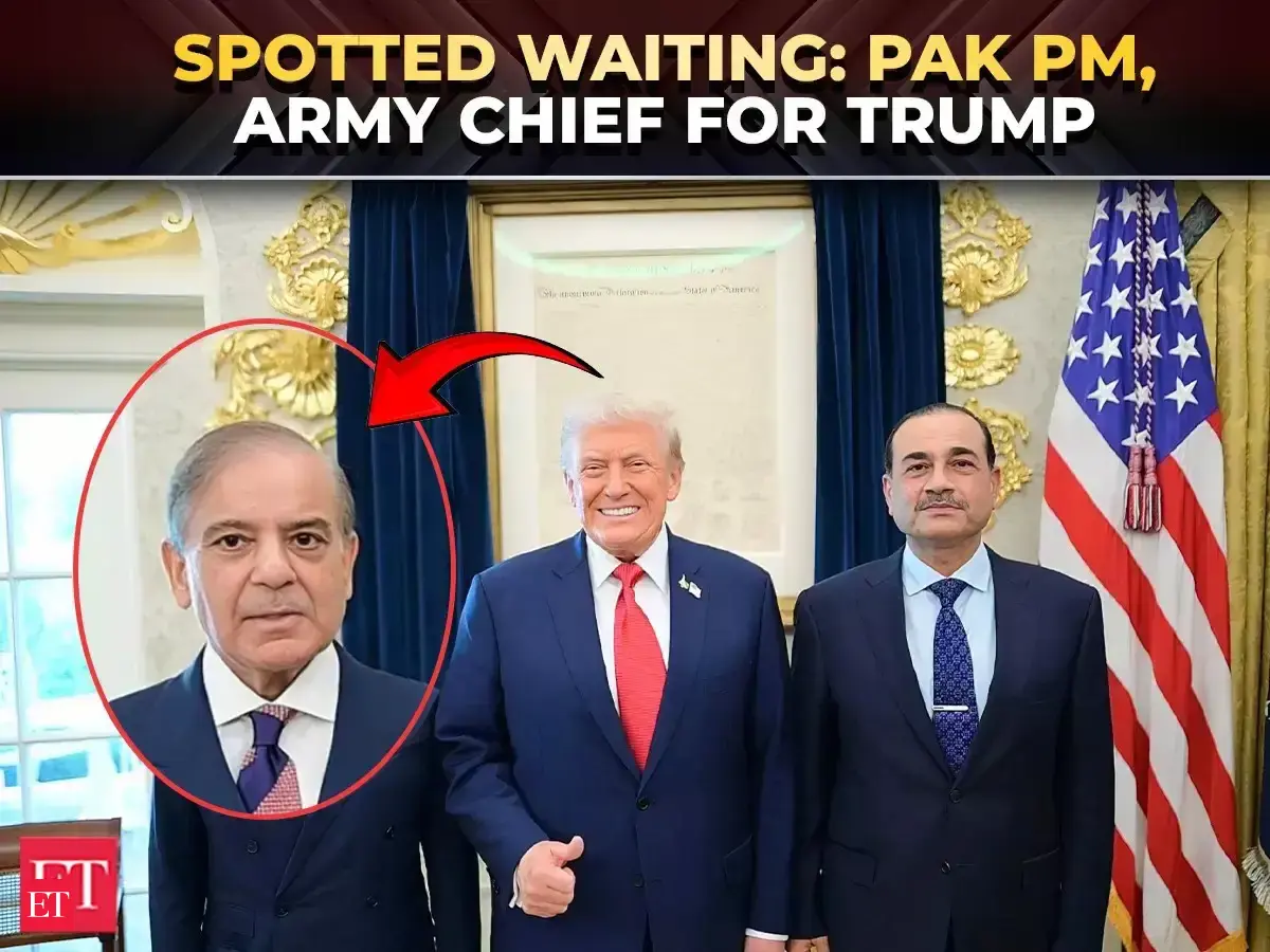 ‘They may be in the room… Idk, we’re late’: Trump as Pak PM, Army Chief ...