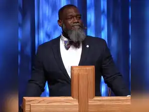 Voddie Baucham: Voddie Baucham videos go viral on social media. Here's ...