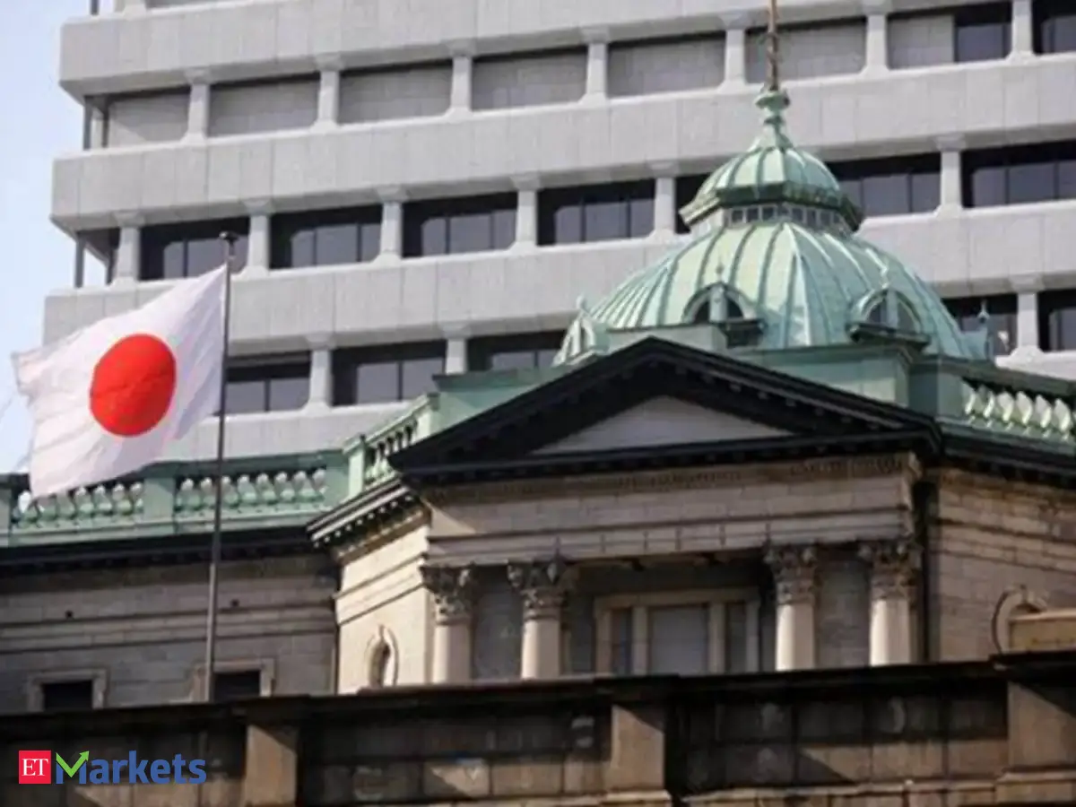 Bank of Japan split raises prospect of October rate hike - BOJ split ...