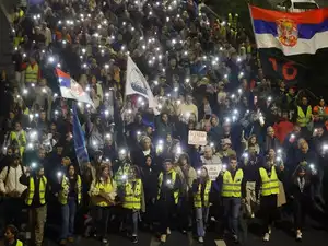 The fall of Milosevic: Why Serbia's bulldozer revolution matters today ...