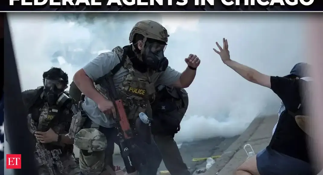 Chaos erupts in Chicago: Woman injured by border patrol agents during ...
