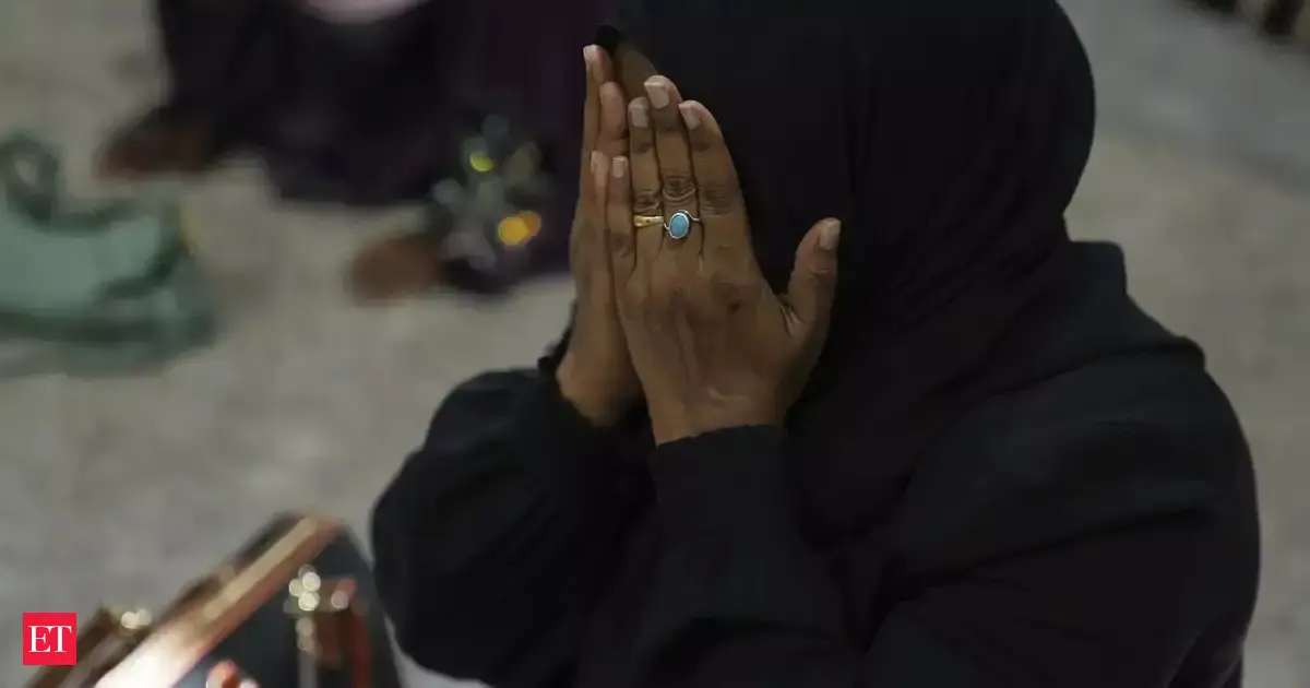 Islamic prayer timings in US: Check Fajr, Dhuhr, Asr, Maghrib, Isha ...