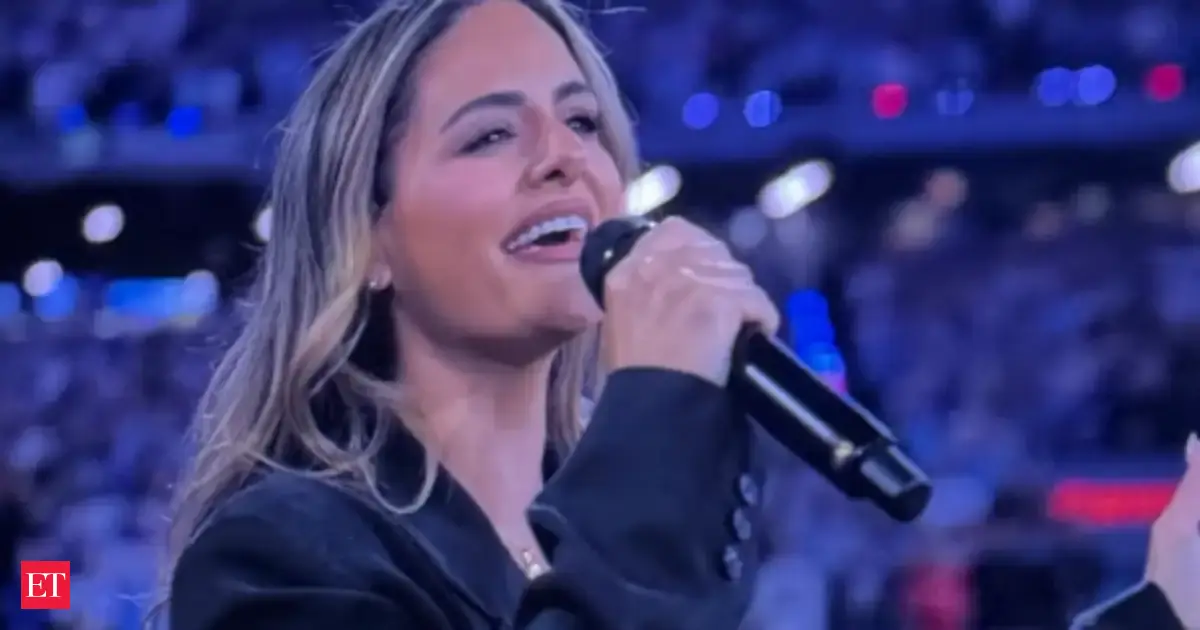 Who Is Pia Toscano? American Idol singer performs national anthem at ...