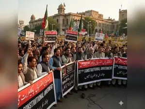 Opposition vows nationwide protests as Pakistan moves to pass 27th ...