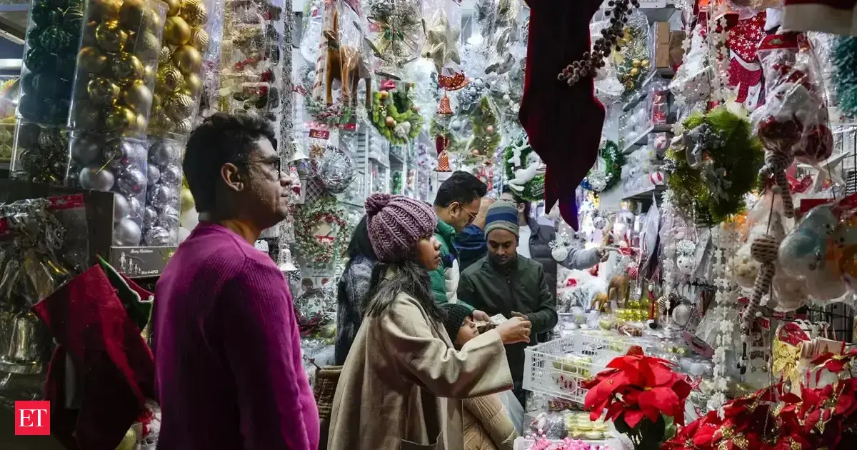 Christmas carnival in Delhi: From Nexus Select Citywalk to Connaught ...