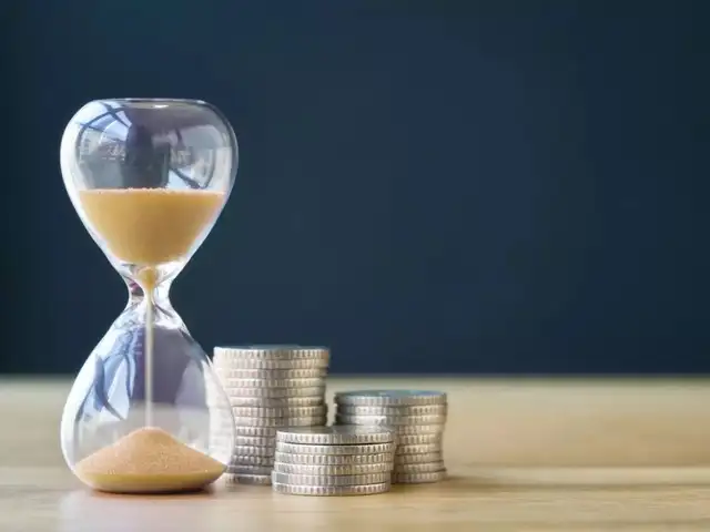 Small expenses that snowball over time - Small spending habits that are ...