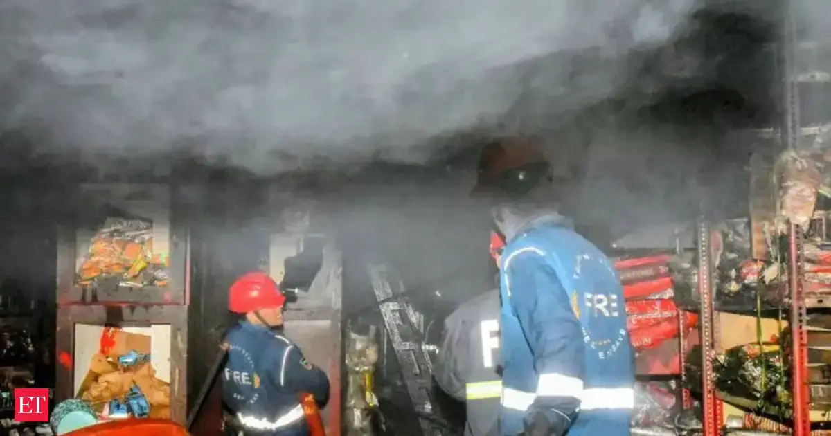 Laredo Christmas holiday roundup: Fire contained on market street ...