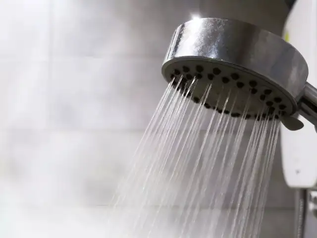 Hot shower vs cold shower? Which one delivers more benefits during ...