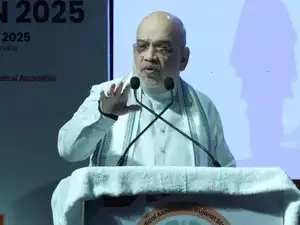 Amit Shah pays emotional tribute to Doctors at 100th IMA NATCON ...