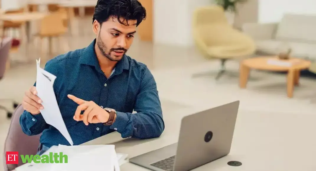 EPF, NPS debt & debt funds = 5% stability layer - MFs vs EPF vs FDs ...