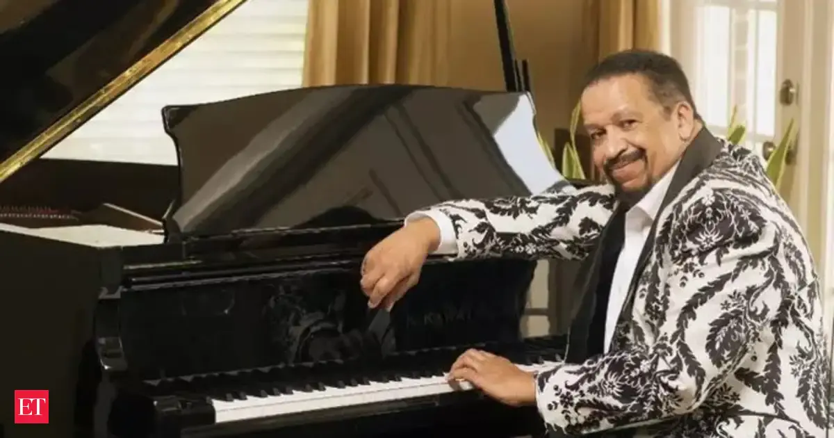 Richard Smallwood latest news: Richard Smallwood passed away at 77 ...