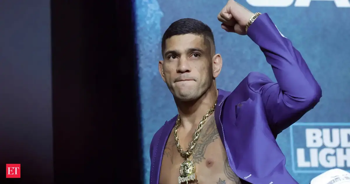 Alex Pereira: New Year, New Chapter: Alex Pereira and Tracy Cortez ...