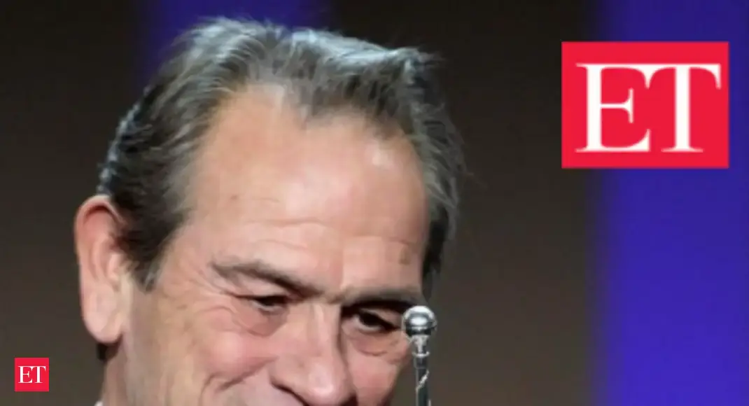 Quote of the day by Tommy Lee Jones: 'I feel pretty lucky, those guys ...