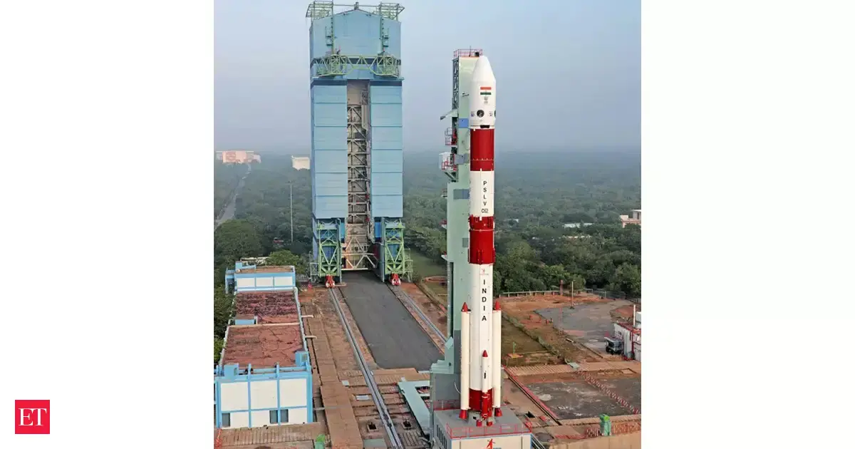 India plans to send astronauts to moon by 2040, former ISRO chief says ...