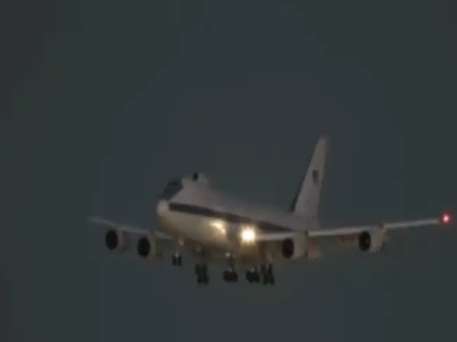 Doomsday E-4B plane spotted in Washington, Los Angeles days after US ...