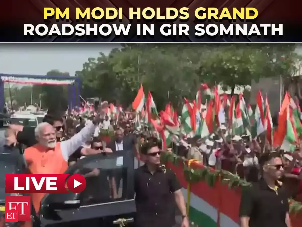 LIVE | PM Modi arrives at Somnath, huge crowd welcomes his grand road ...