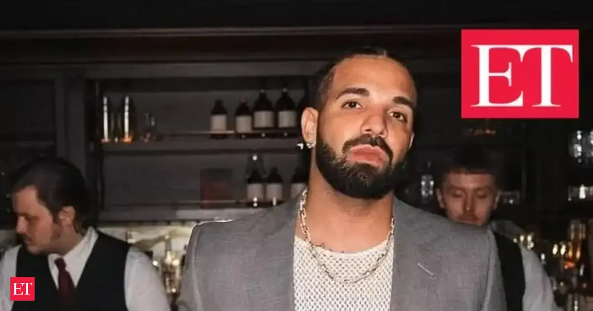 Quote of the day by Drake: ‘Live without pretending, love without ...