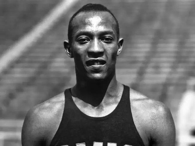 Quote of the day by Jesse Owens: 'The battles that count aren't the ...