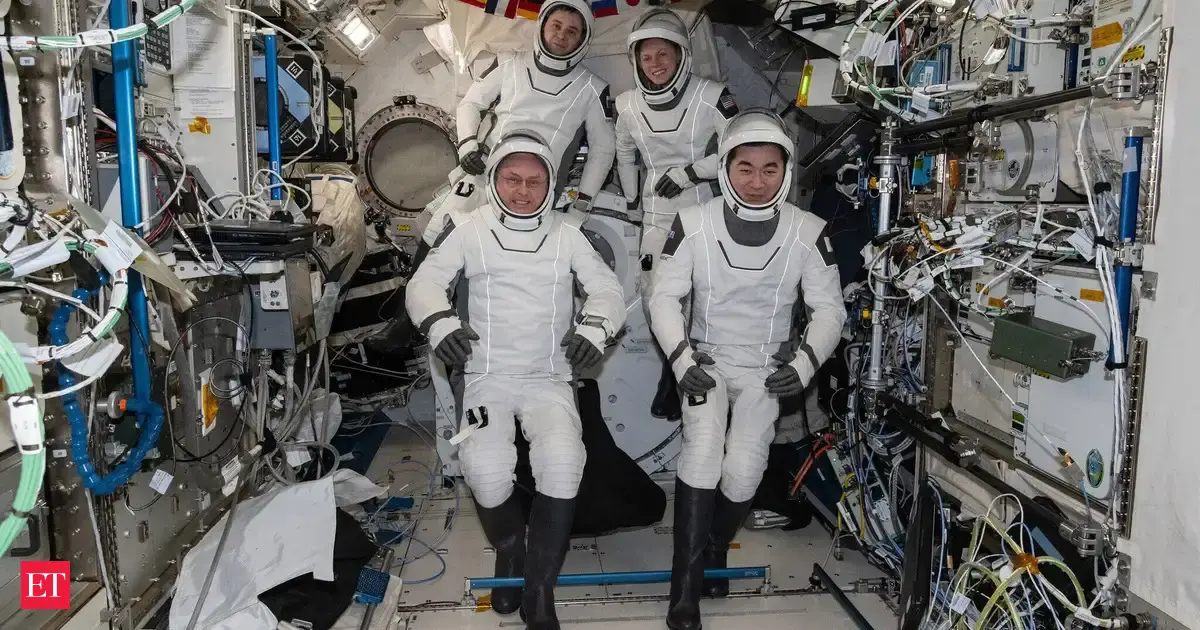 NASA sends 4 astronauts back to Earth in first medical evacuation - The ...