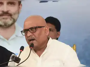 Police stops UP Congress Chief Ajay Rai from meeting victim's family in ...