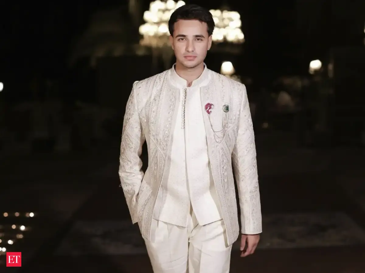 6 Traditional Looks of Abhishek Sharma You Can Try - Effortless ...