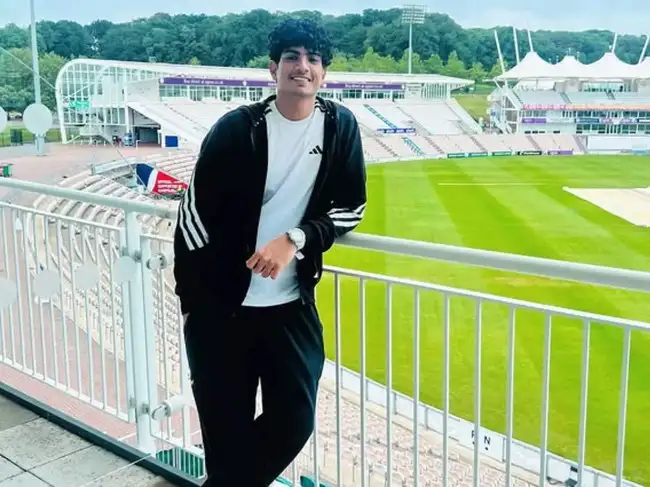 Amid 'outrageous' fraud allegations, Palash Muchhal files Rs 10 crore ...