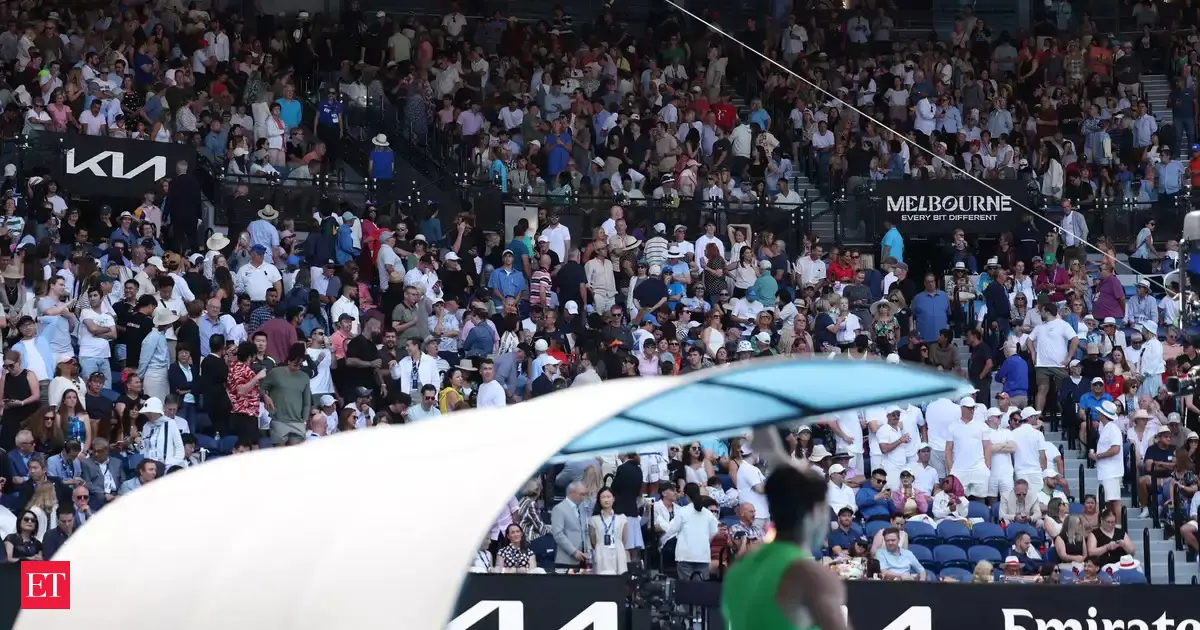 ‘We need your help’: Carlos Alcaraz vs Tommy Paul Australian Open match ...