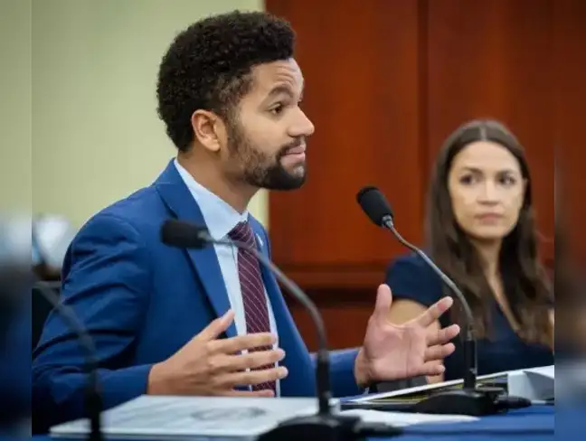 Who Is Maxwell Alejandro Frost? Florida Democratic congressman ...