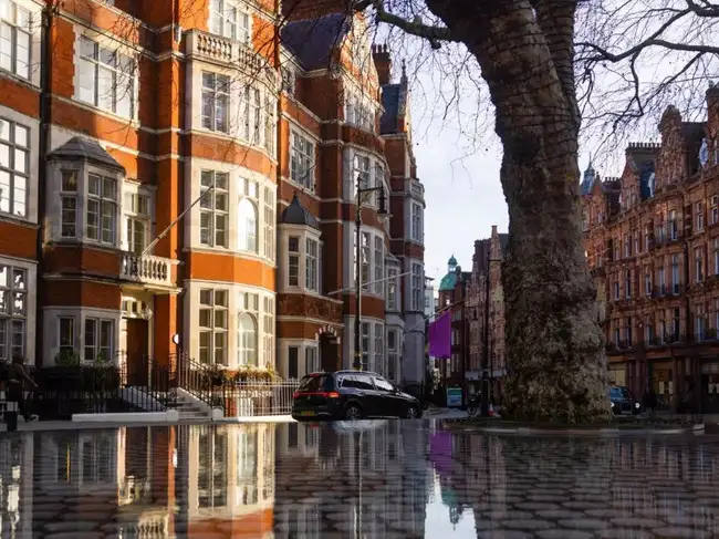 Rent across prime London falls for the first time in four years - The ...