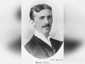 Quote of the Day by Nikola Tesla: "Let the future tell the truth, and ...