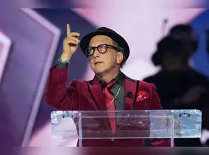 Rob Schneider: Rob Schneider and wife Patricia split after 15 years ...