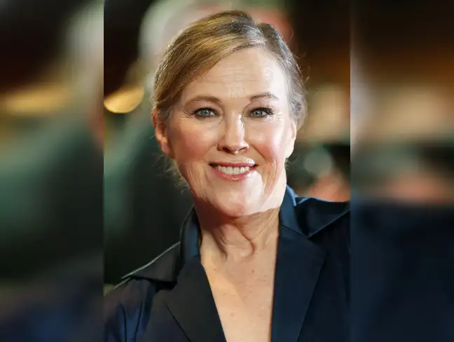 What is dextrocardia? Rare condition in which Catherine O’Hara’s heart ...