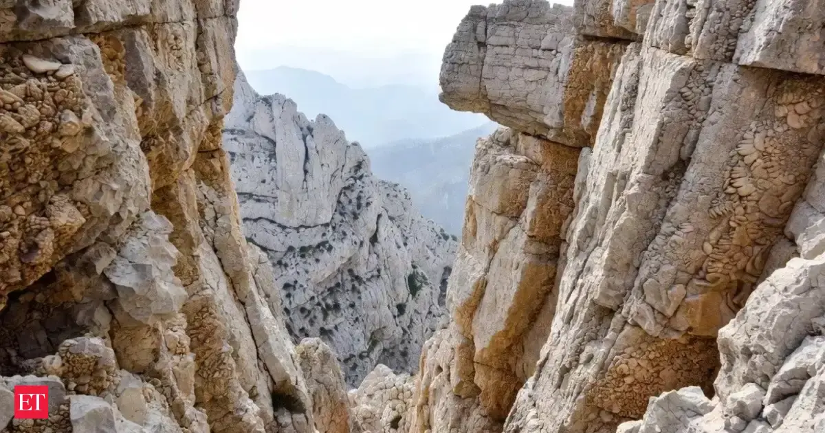 The Lost Continent of Greater Adria Has Been Found Under Europe - The ...