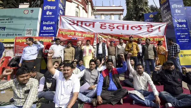 Bharat Bandh Today Live Updates: West Bengal sees a lukewarm response ...