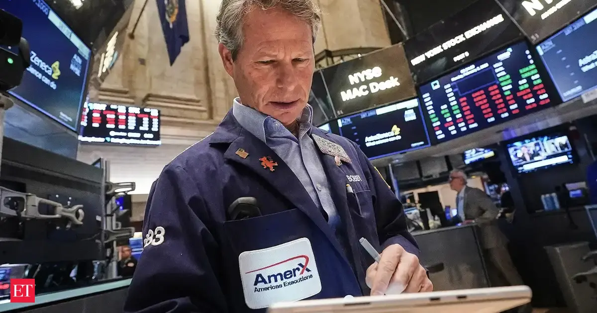 Magnificent 7 stocks post declines, Dow Jones, S&P 500, Nasdaq crash at ...