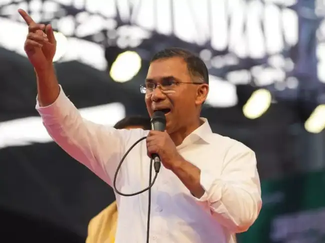 The political heir who returned to Bangladesh after 17 years in exile ...
