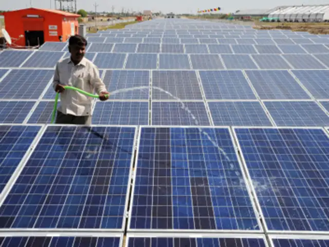 Canal-top solar power plant - How Gujarat canal is turning into a ...