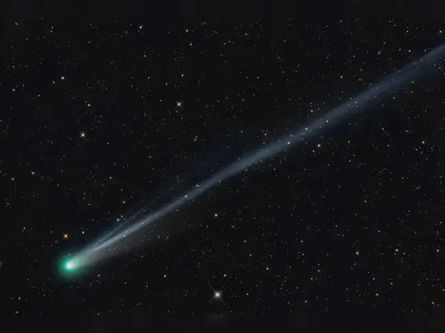 Newly discovered comet approaching Sun’s corona could be visible to the ...