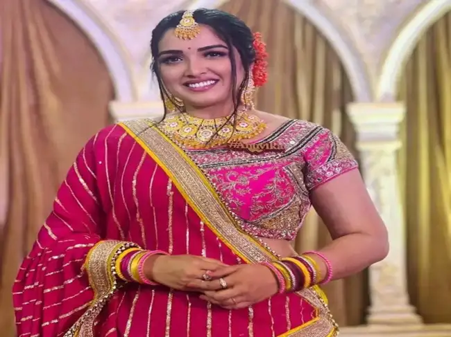Who is Amrapali Dubey, the Bhojpuri ‘YouTube Queen’ linked to Nirahua ...