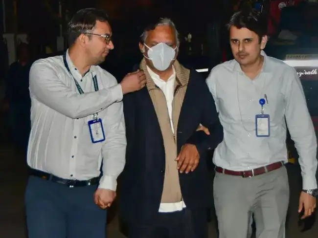 sbi: NCLAT dismisses Dhoot brothers’ plea in ₹5,354 crore SBI ...